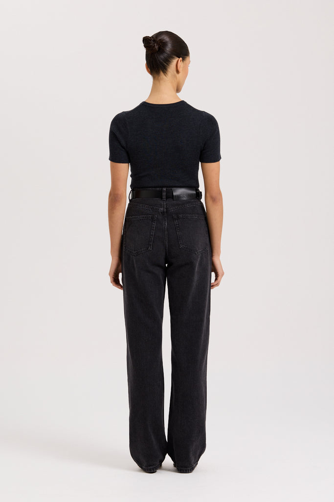 Carr T-shirt | Charcoal Merino Wool T Shirt | Henne