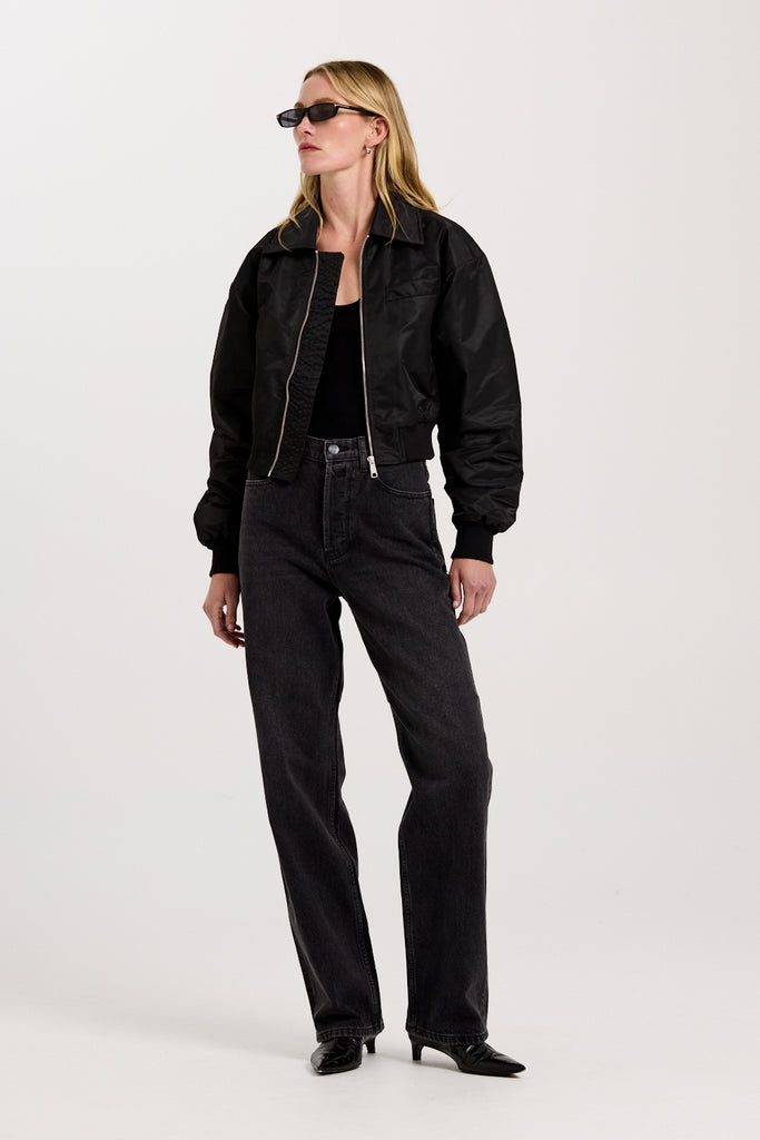 Cici Bomber – Henne