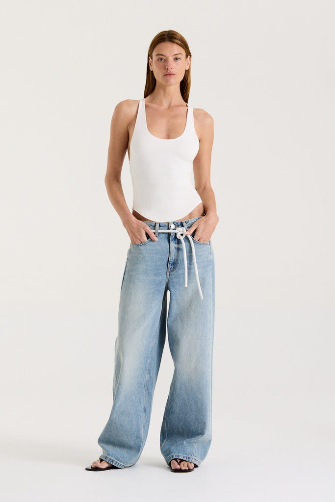 Veya Scoop Neck Tank – Henne