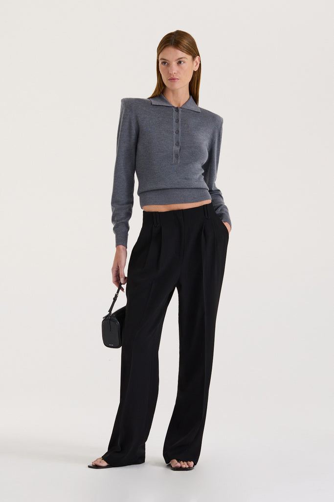 Daphne Top – Henne