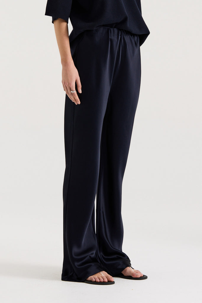 Nyelle Pant – Henne